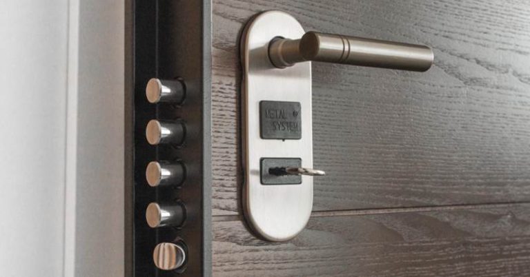 Home Security Door Locks in 2025: Smart vs. Traditional